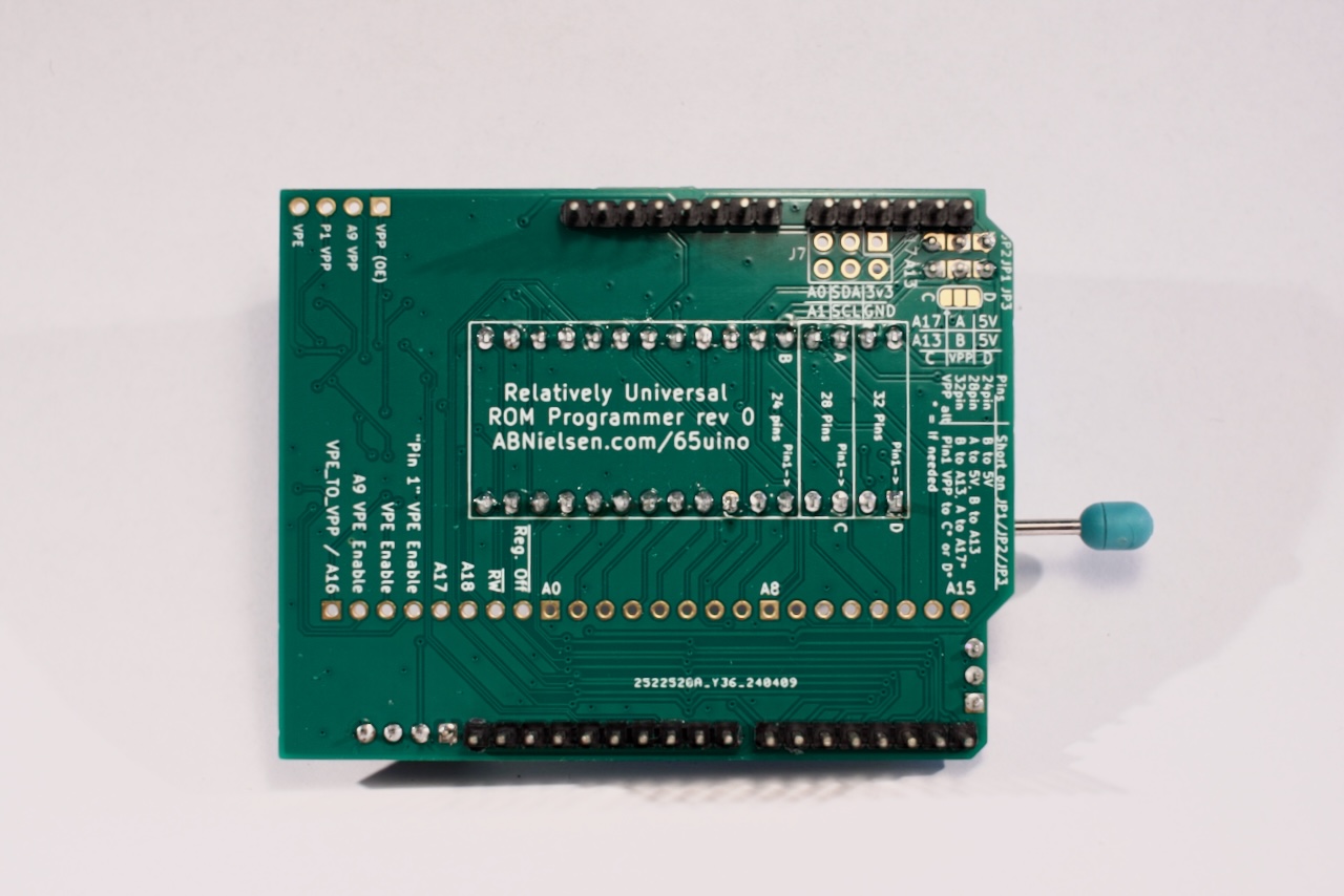 Relatively Universal ROM Programmer (5-27V VPP)